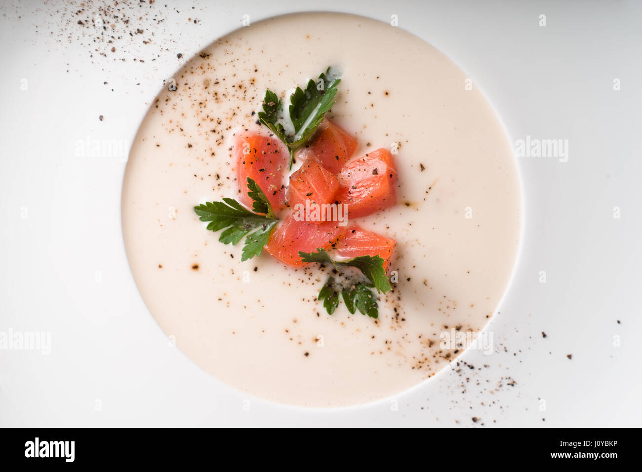 Porcelain garlic hi-res stock photography and images - Alamy