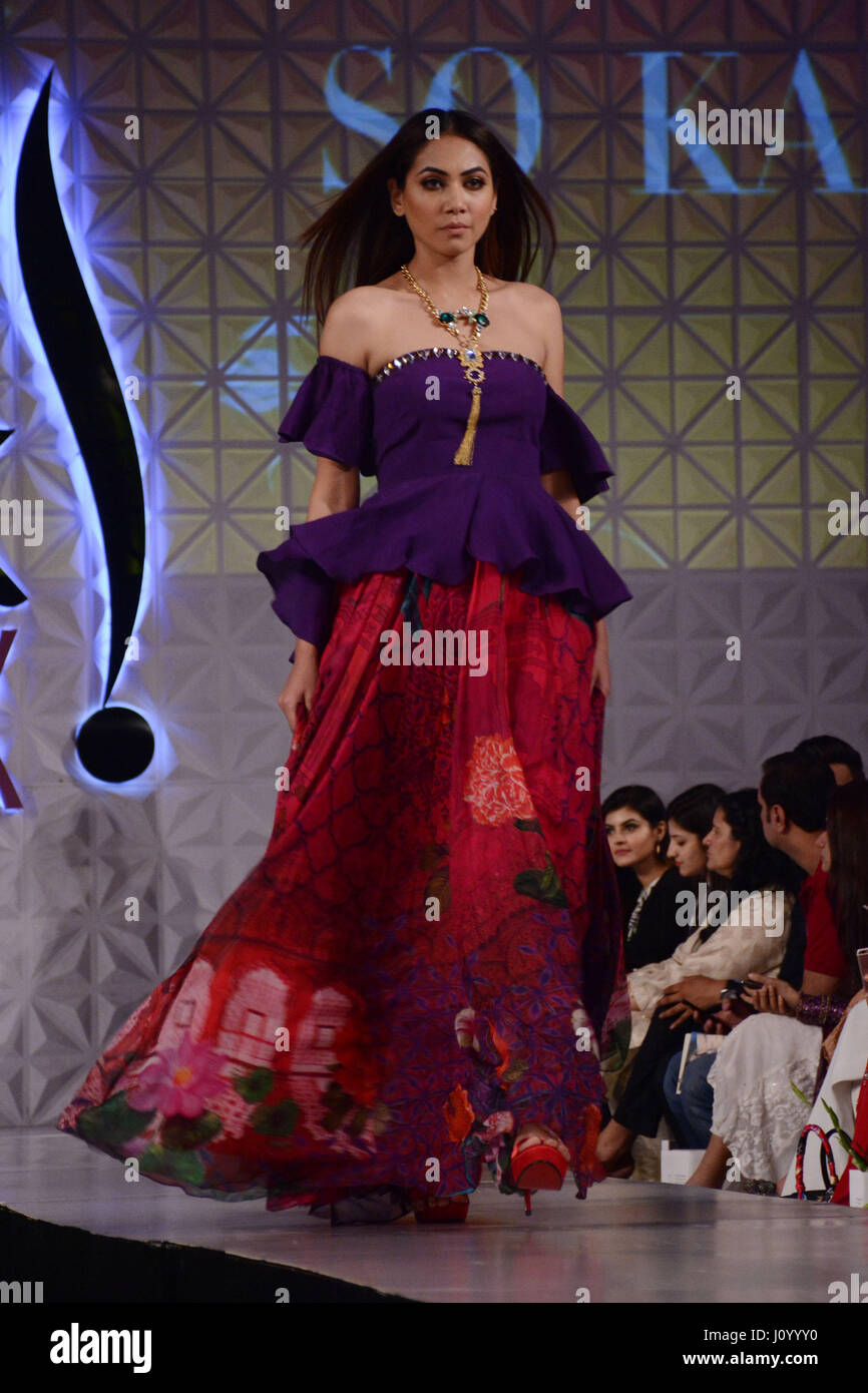 Lahore, Pakistan. 07th Aug, 2013. Pakistani model presents a creation ...