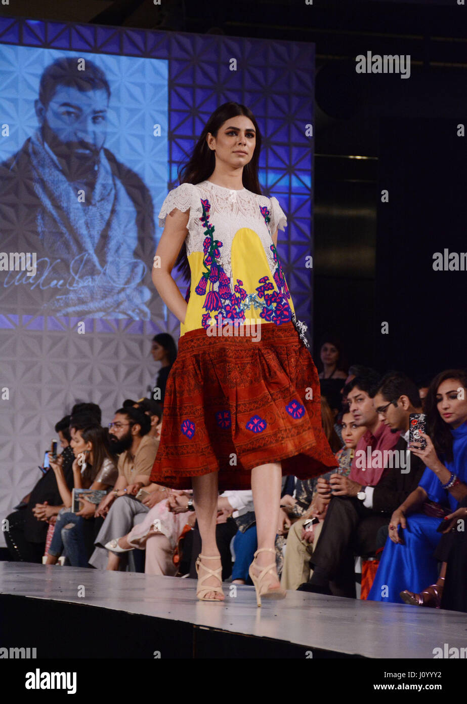 Lahore, Pakistan. 07th Aug, 2013. Pakistani model presents a creation ...