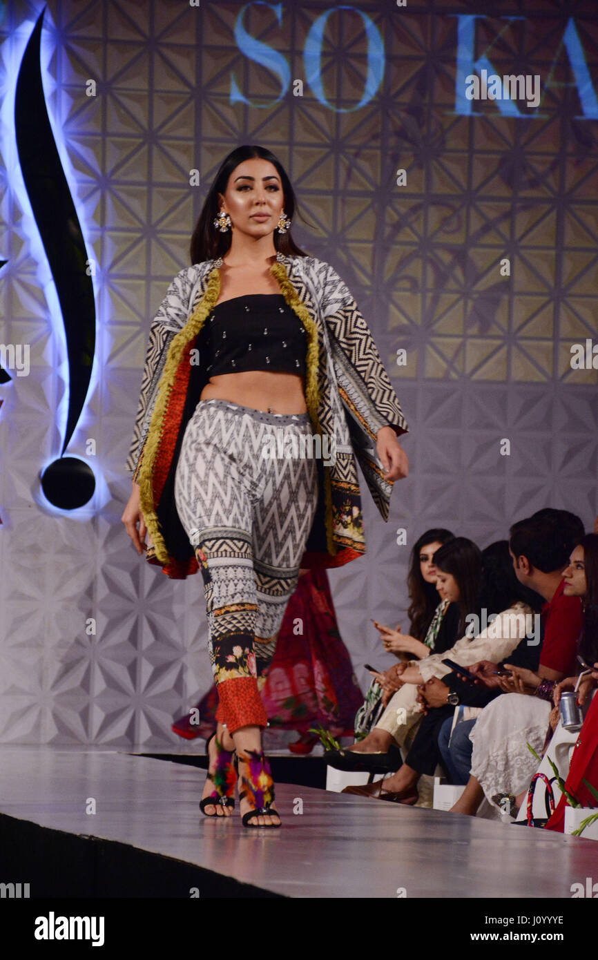 Lahore, Pakistan. 07th Aug, 2013. Pakistani model presents a creation ...