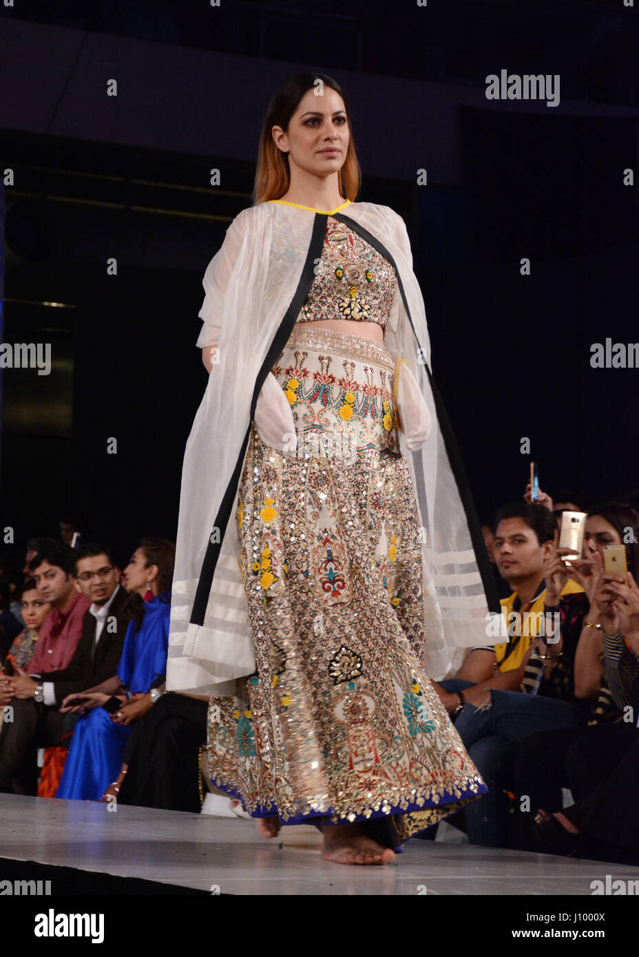 Lahore, Pakistan. 07th Aug, 2013. Pakistani model presents a creation ...