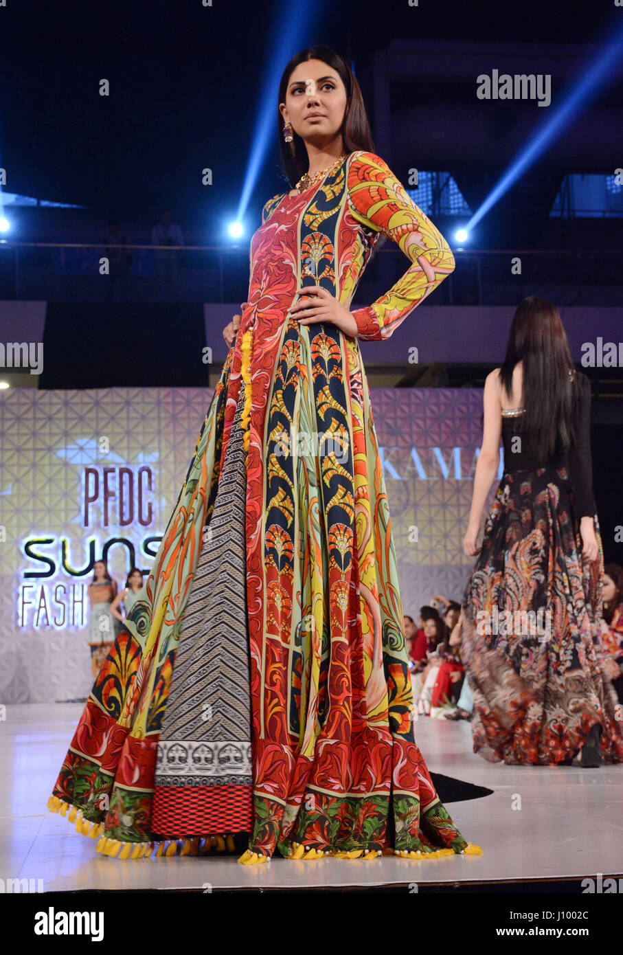 Lahore, Pakistan. 07th Aug, 2013. Pakistani model presents a creation by a famous fashion ...