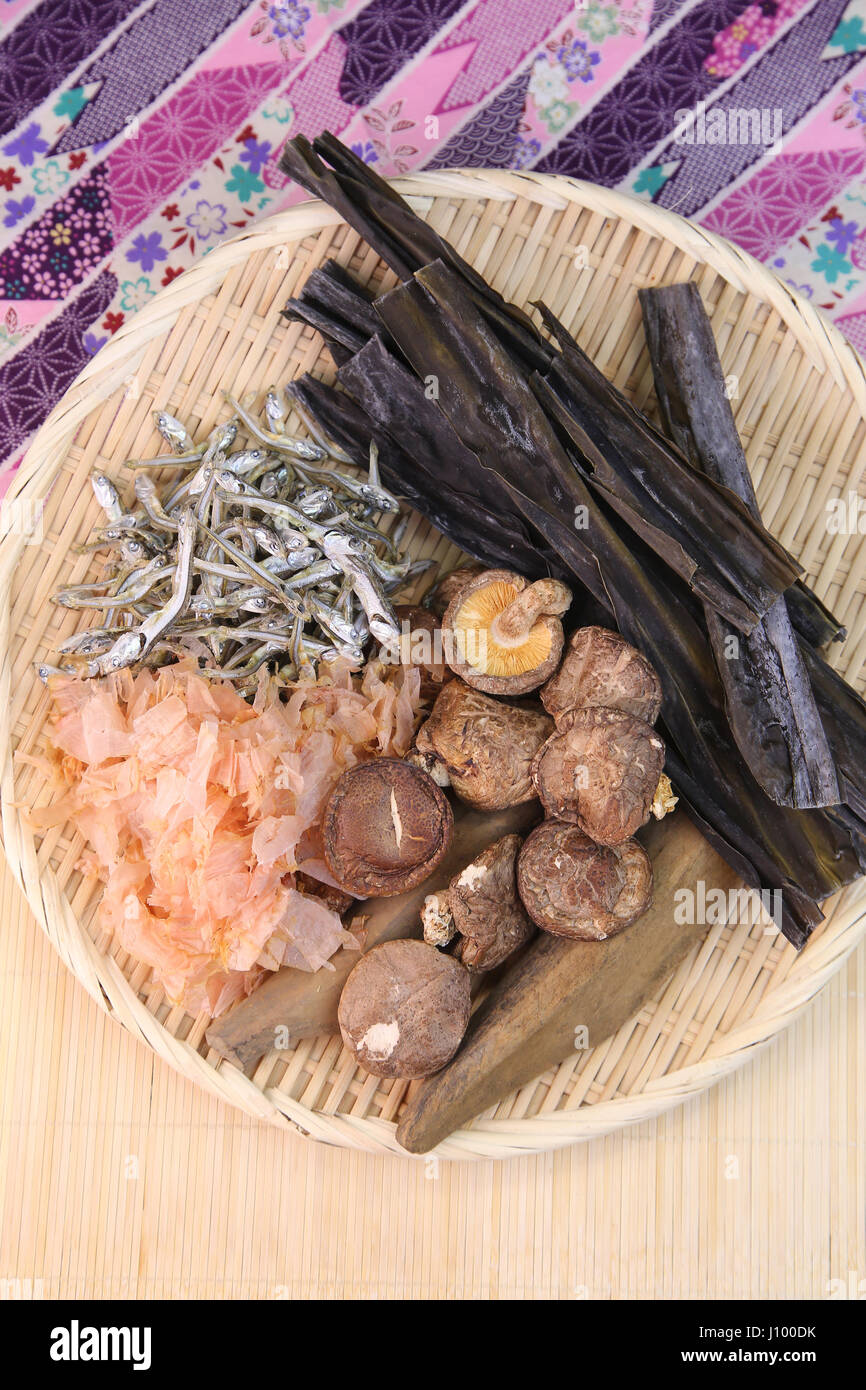 Ingredients of Dashi Stock Photo - Alamy