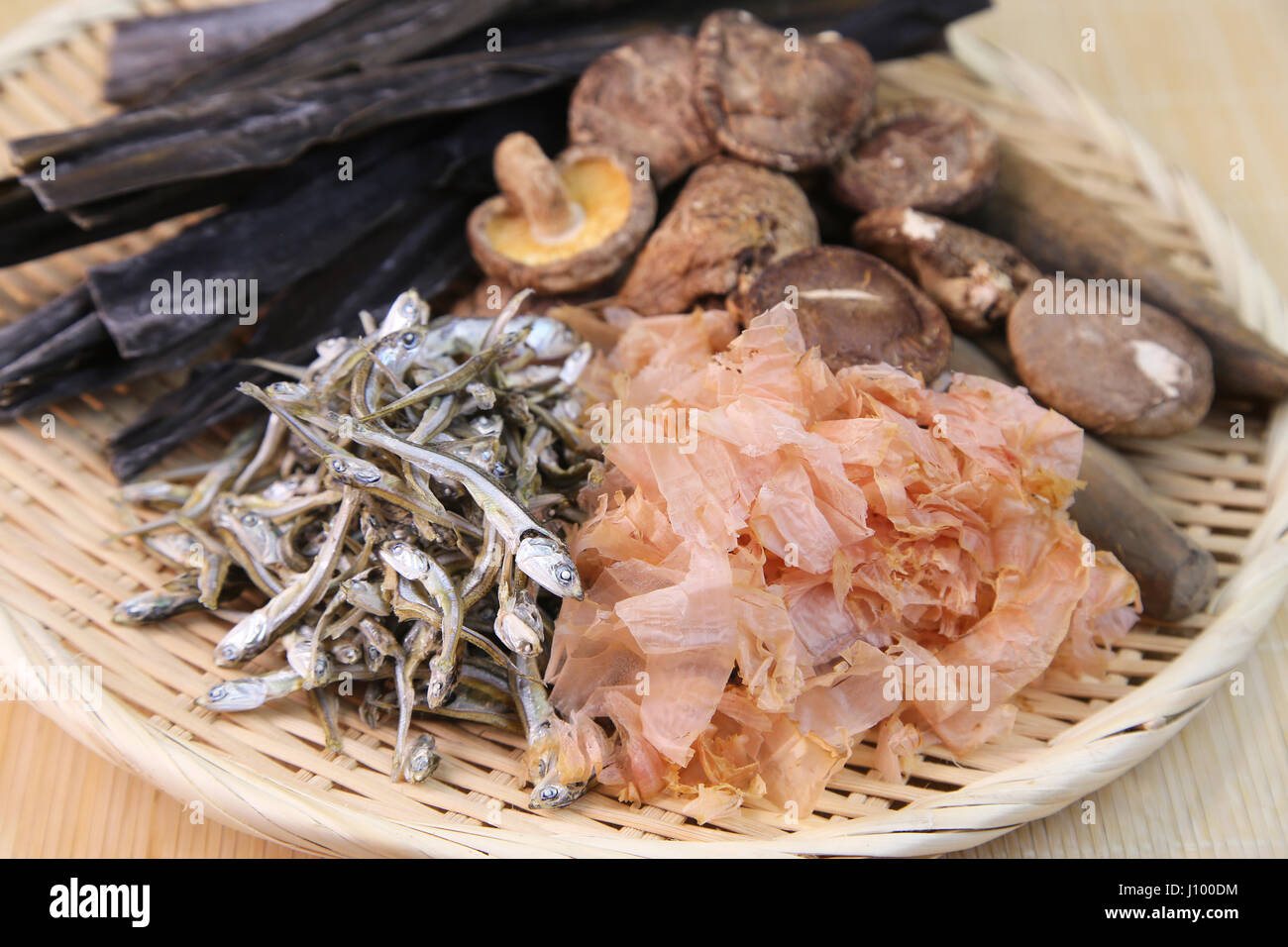 Ingredients of Dashi Stock Photo - Alamy