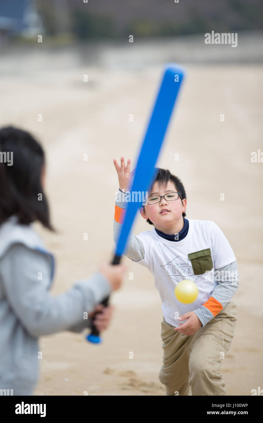 Practicing baseball hi-res stock photography and images - Alamy