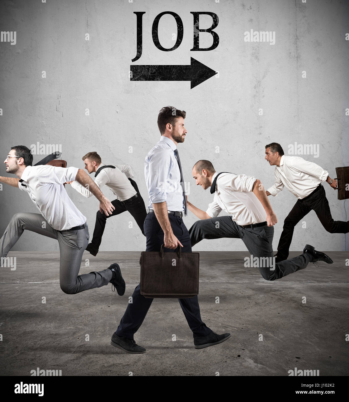 Arrow direction hi-res stock photography and images - Alamy