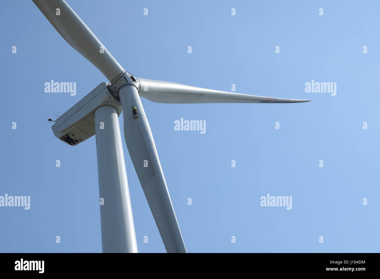 Wind turbine worker hi-res stock photography and images - Alamy