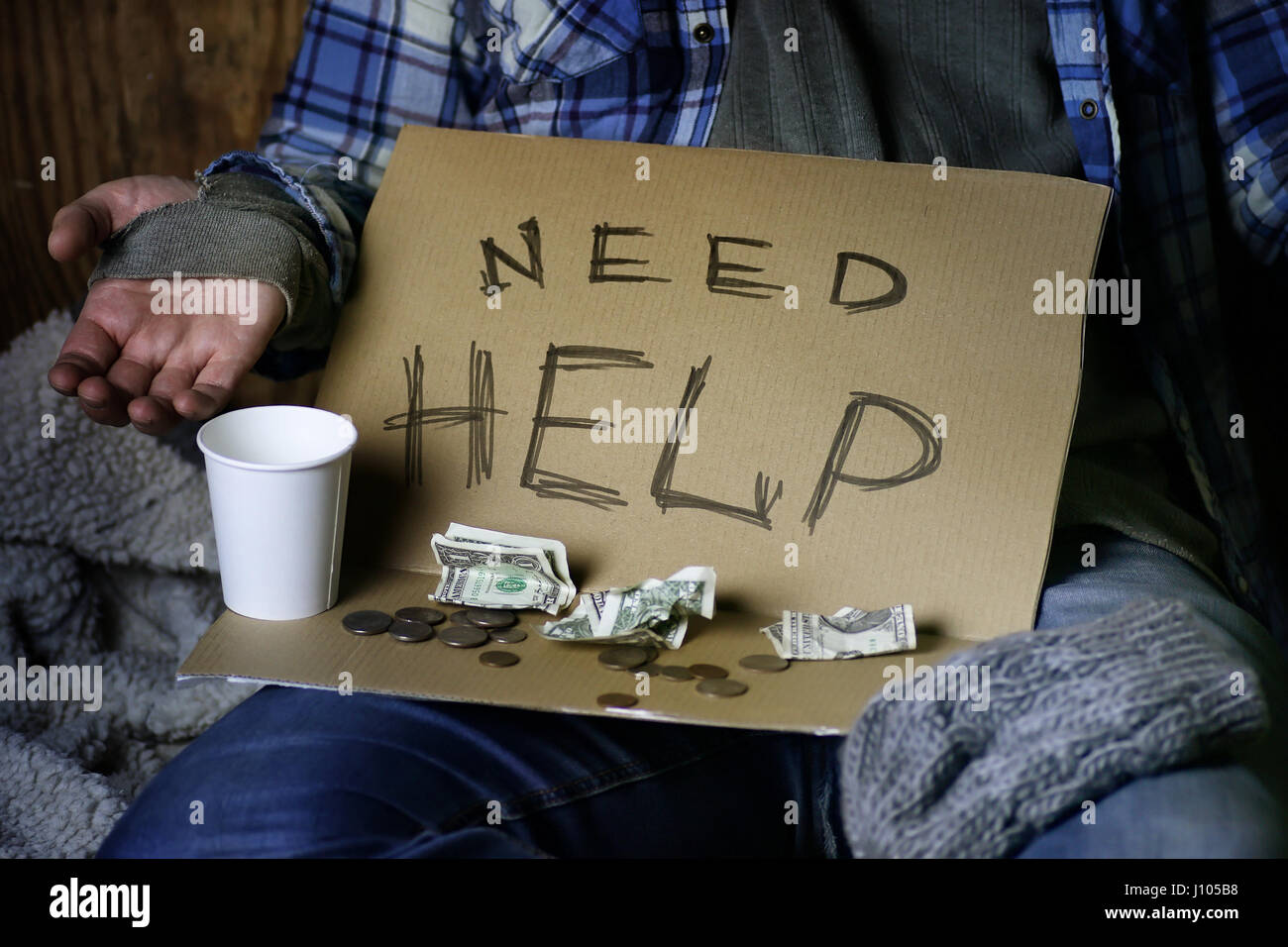 homeless man ask help Stock Photo - Alamy