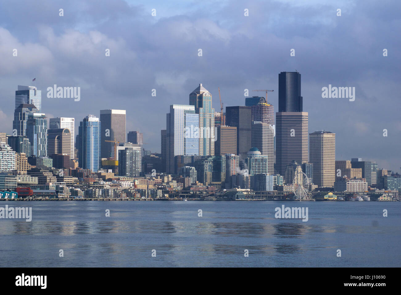 SEATTLE, WASHINGTON, USA - JAN 25th, 2017: A view on Seattle downtown ...