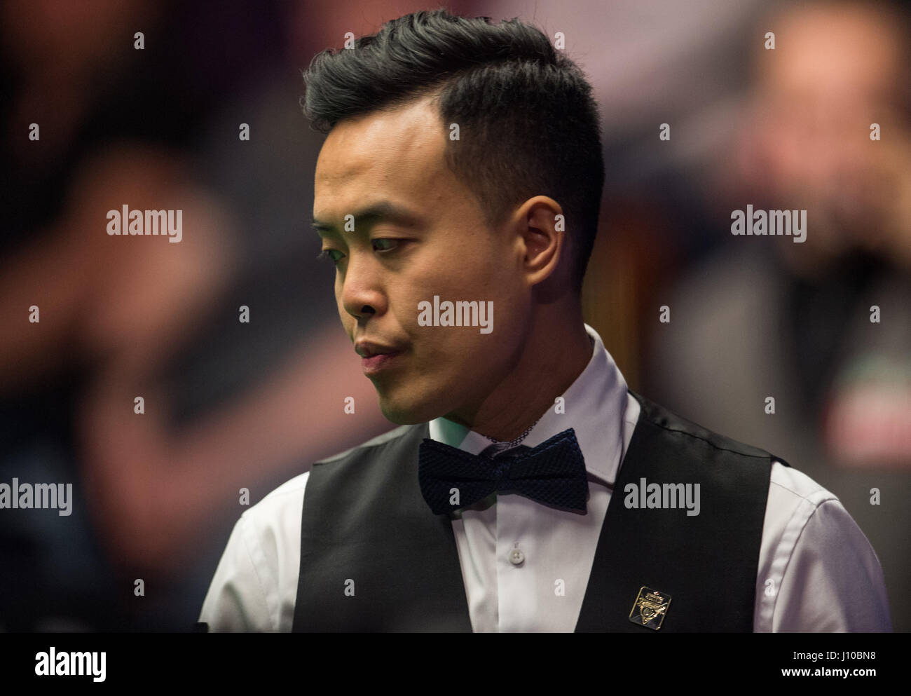 Sheffield. 16th Apr, 2017. Marco Fu of Hong Kong of China competes ...