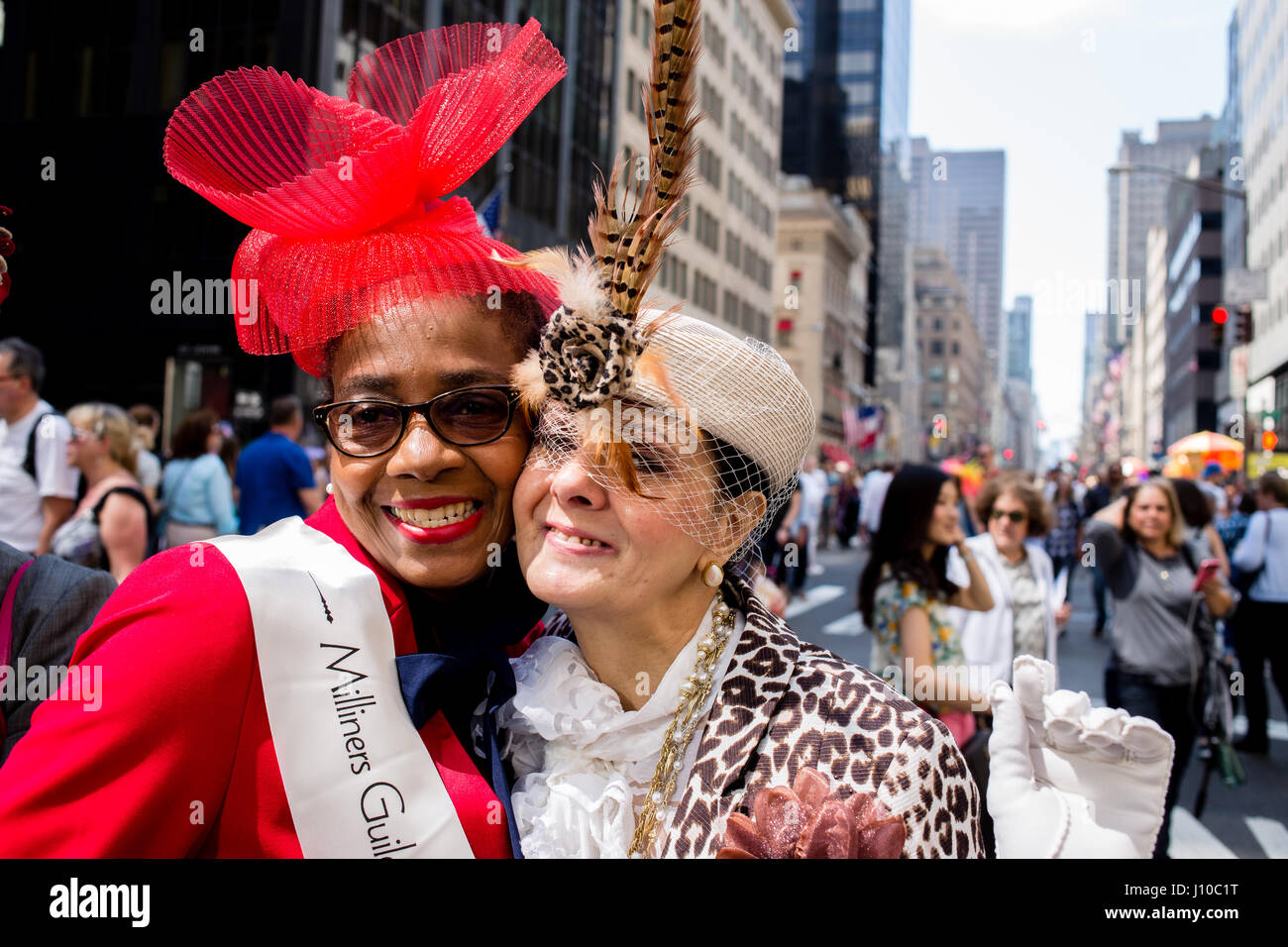 New York, USA. 16th Apr, 2017. Wanda J. Chambers (left) and Patricia ...