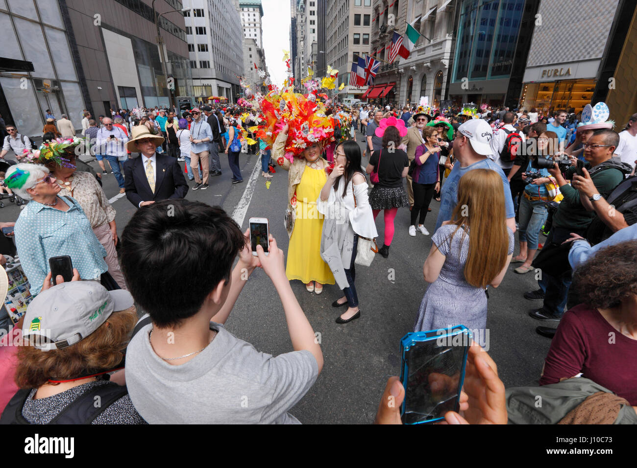 Easter parade hi-res stock photography and images - Alamy