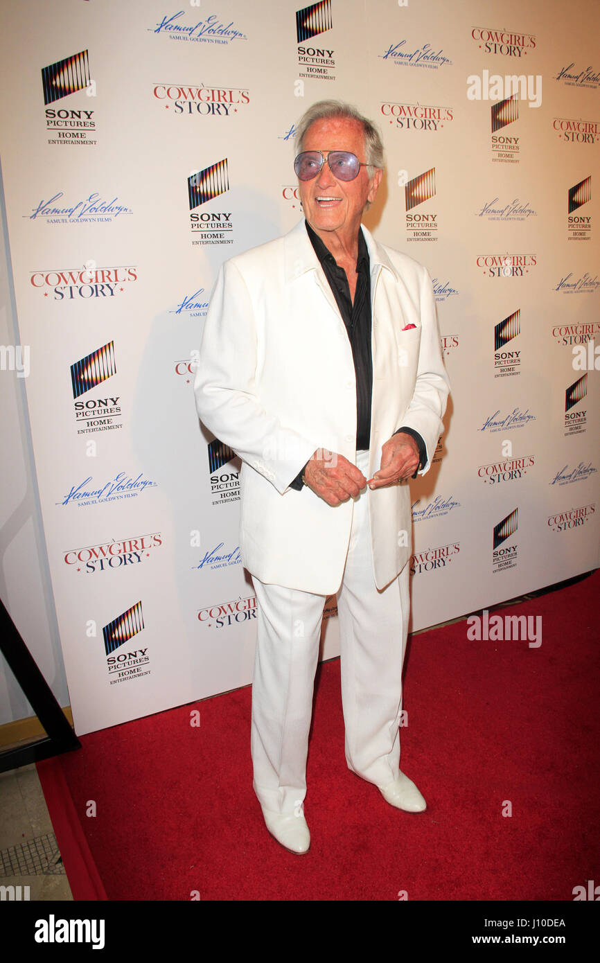 April 13, 2017 - Los Angeles, CA, USA - LOS ANGELES - APR 13: Pat Boone ...