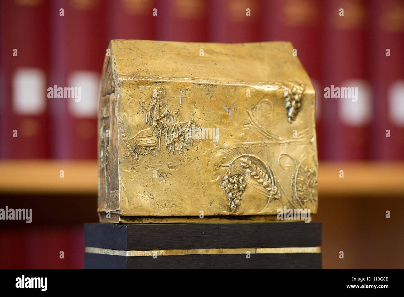 Regensburg, Germany. 11th Apr, 2017. A paper mache model of a sculpture ...