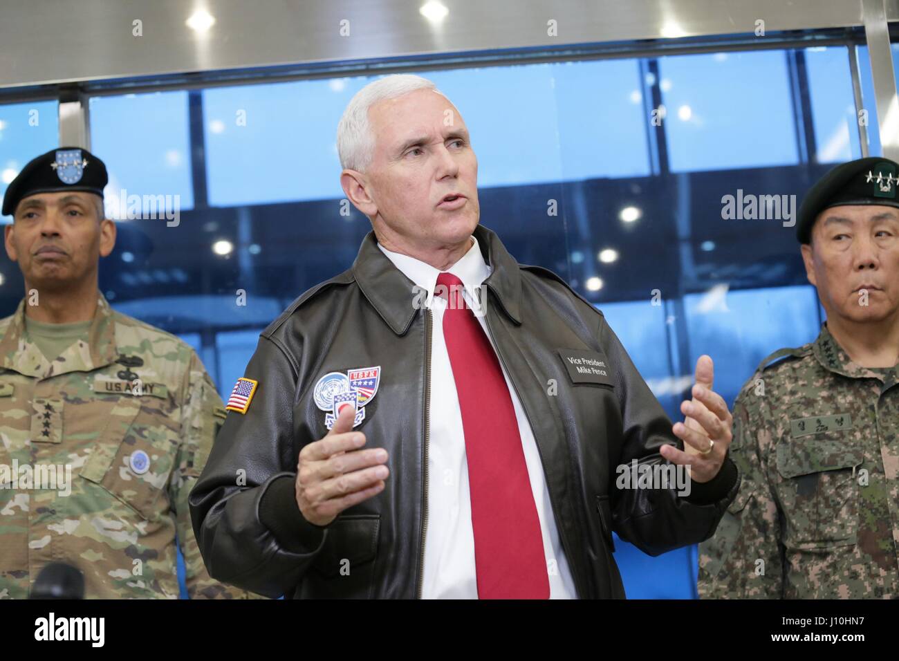 Panmunjom, South Korea. 17th Apr, 2017. U.S. Vice President Mike Pence ...