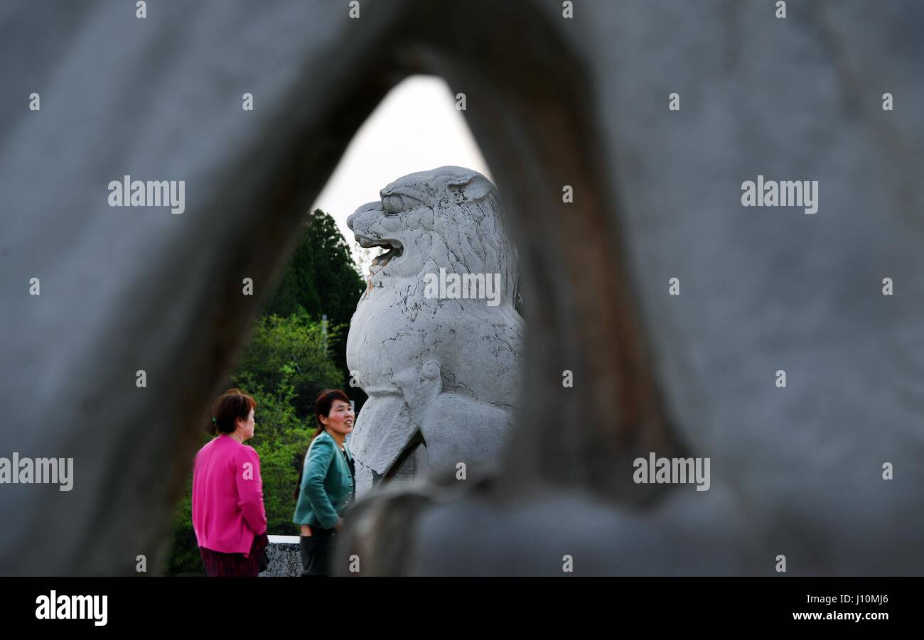 Tomb of li dan hi-res stock photography and images - Alamy