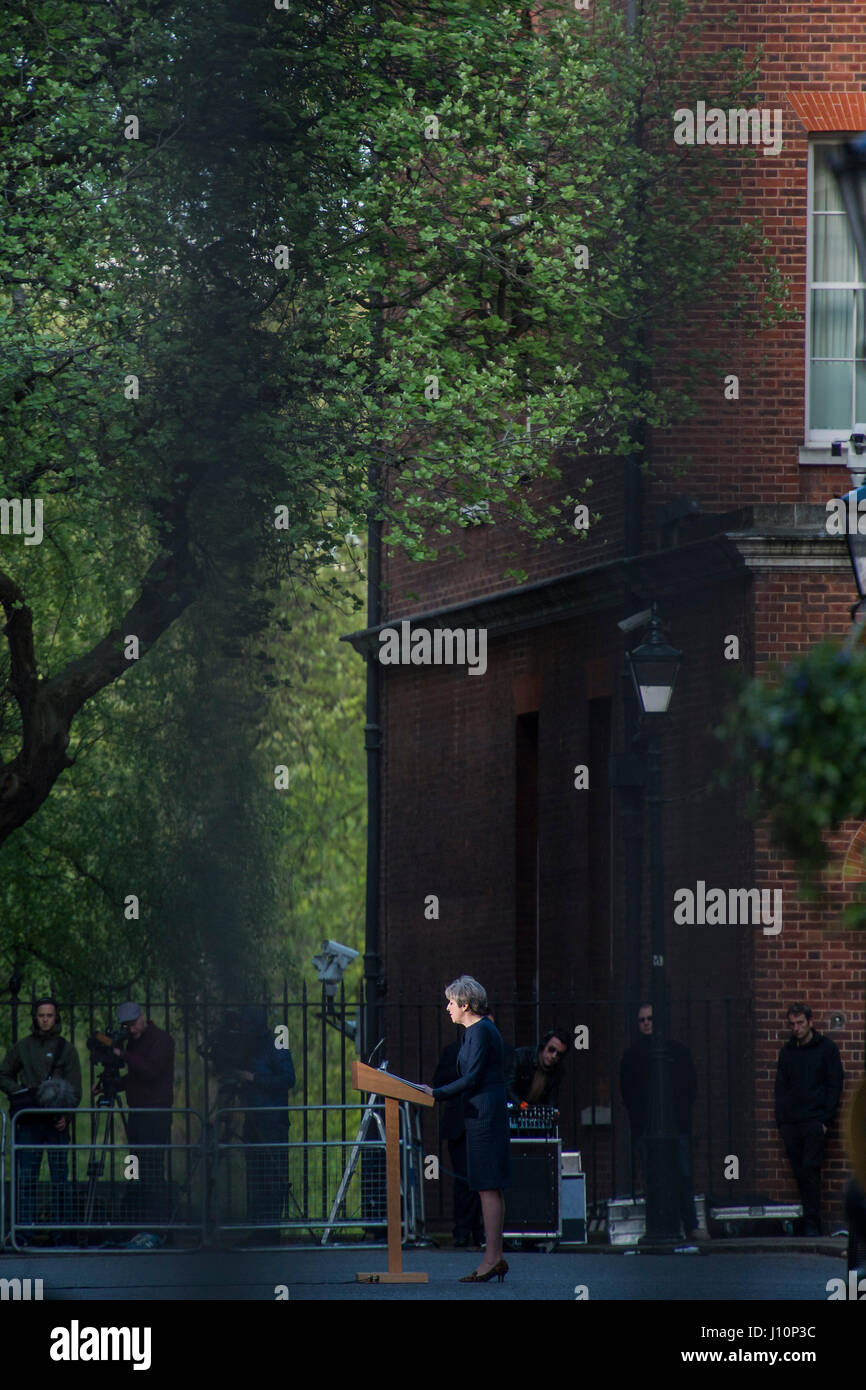 Lectern 10 downing street hi-res stock photography and images - Alamy