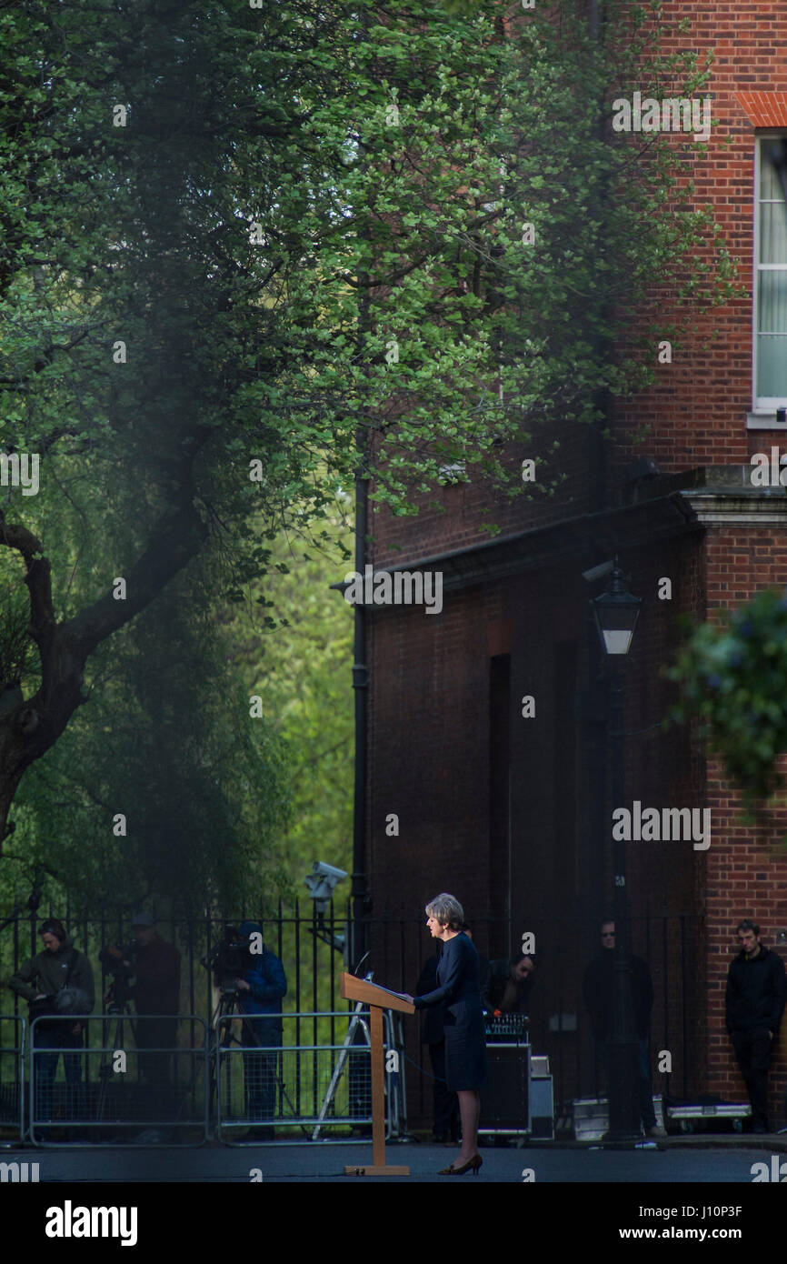 Lectern 10 downing street hi-res stock photography and images - Alamy
