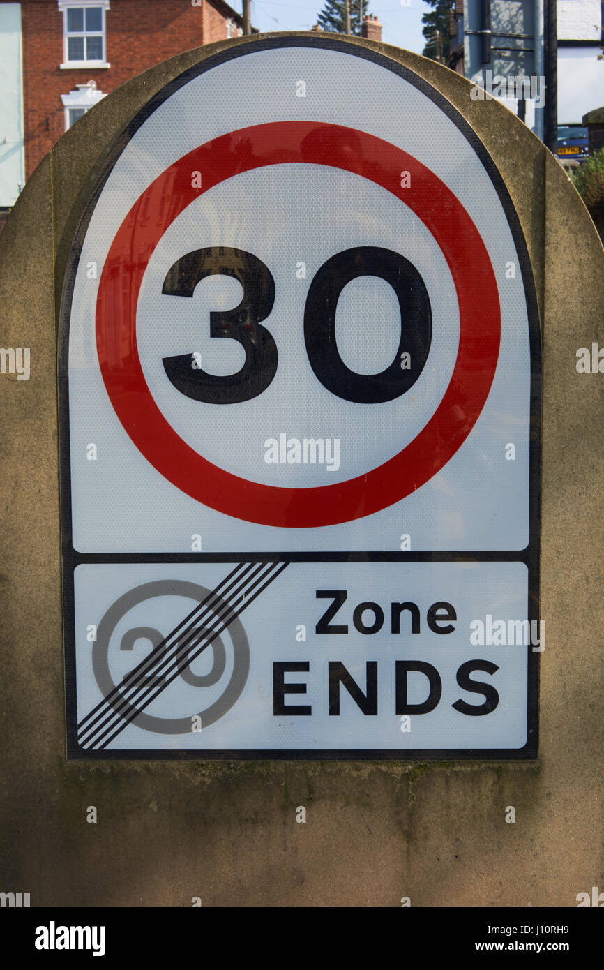 30 sign hi-res stock photography and images - Alamy