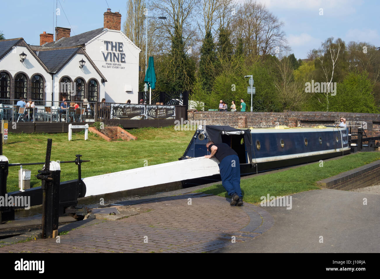 Kinver Lock on the Staffordshire and Worcestershire Canal. UK Stock ...
