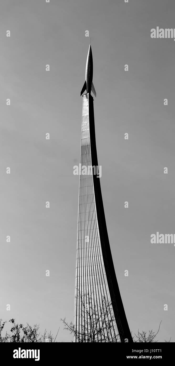 Rocket ship in sky Black and White Stock Photos & Images - Alamy