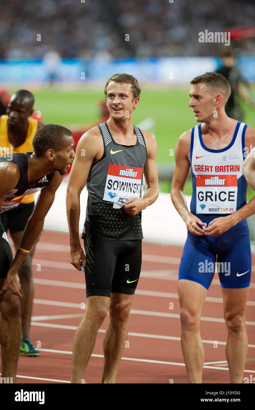Erik Sowinski (USA) & Charlie Grice (GBR) competing in the Men's 800m ...