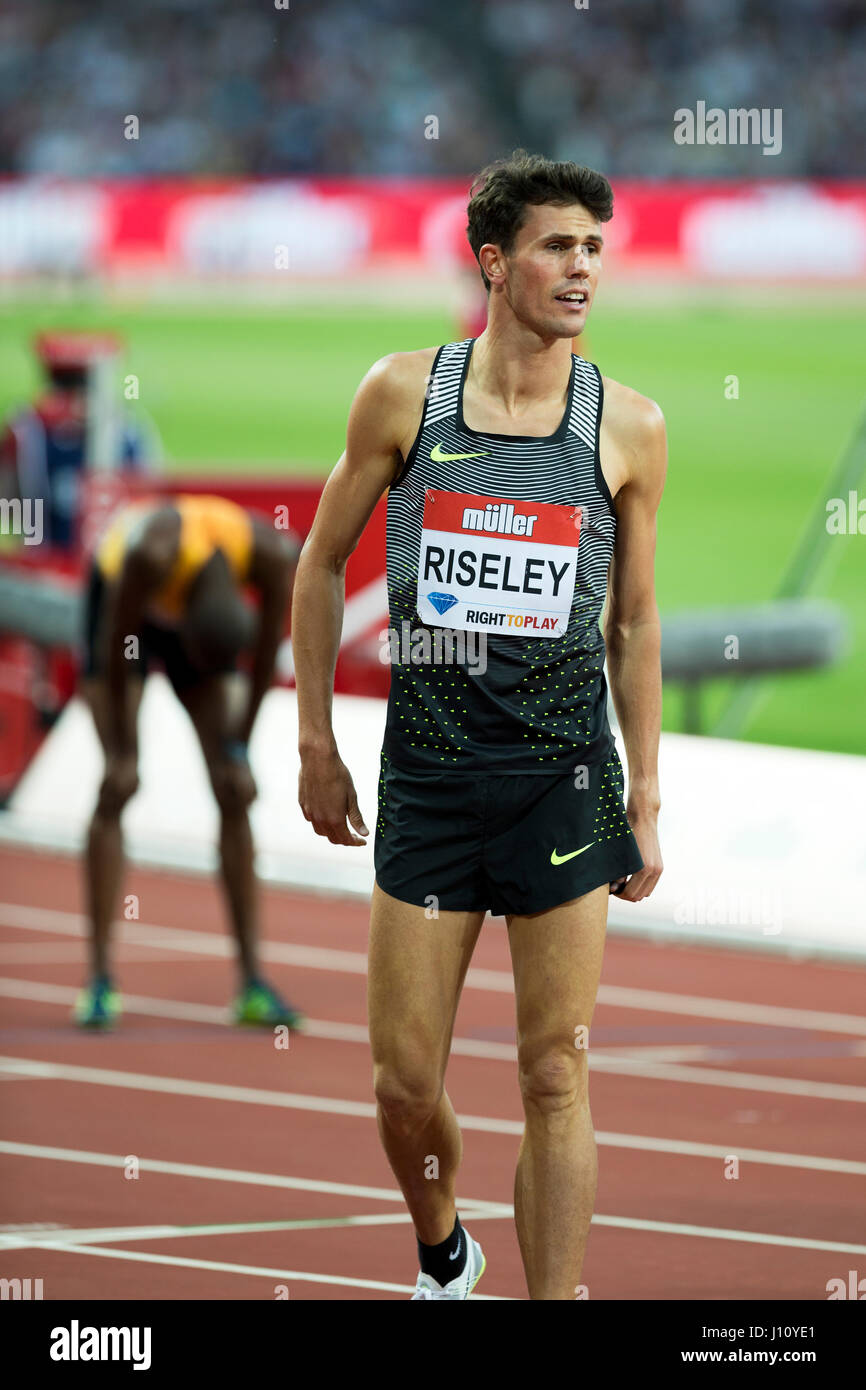 Jeffrey Riseley (AUS) competing in the Men's 800m Final at the London ...