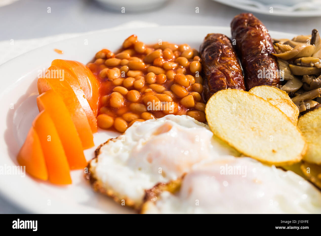 Greasy hearty english breakfast hi-res stock photography and images - Alamy