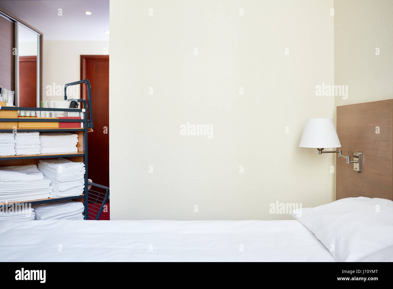 Contemporary hotel concierge hi-res stock photography and images - Alamy