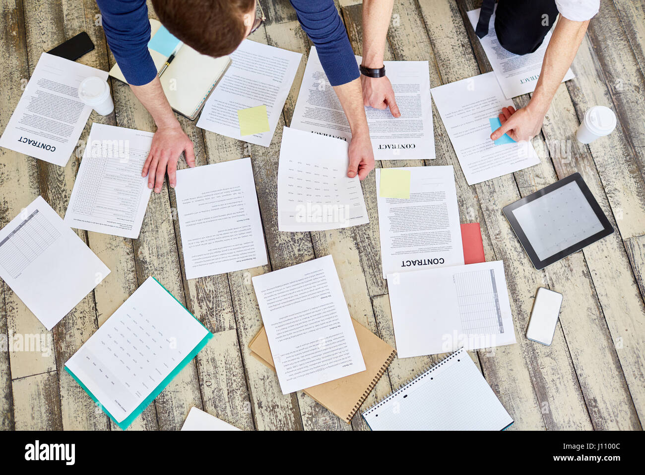 Two people above documents hi-res stock photography and images - Alamy