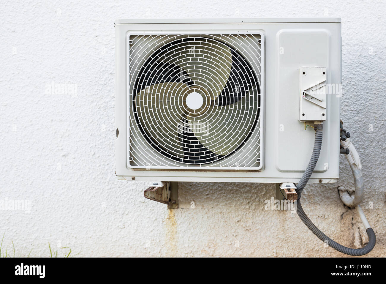 Air conditioning compressor Stock Photo - Alamy