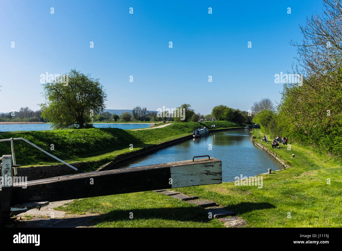 Grand Union Canal around Tring Summit & Reservoir's, Hertfordshire ...