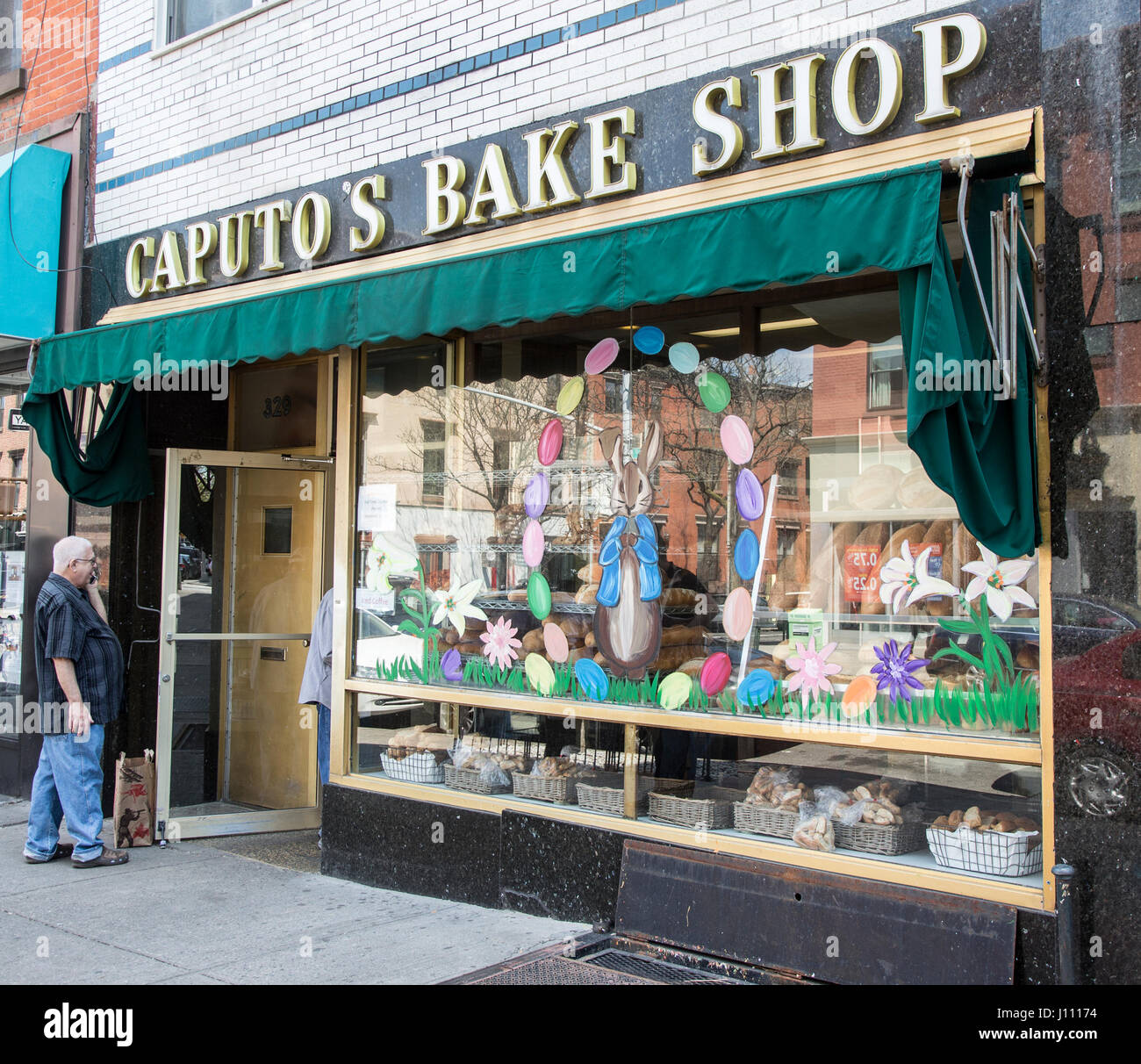 New york bakery shop hi-res stock photography and images - Alamy