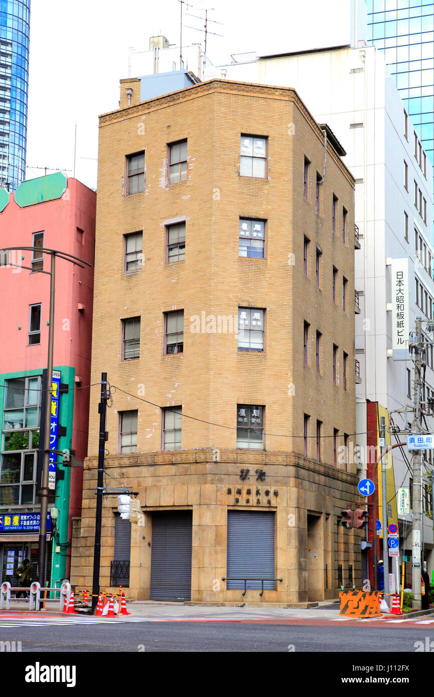 Buildings in old tokyo hi-res stock photography and images - Alamy