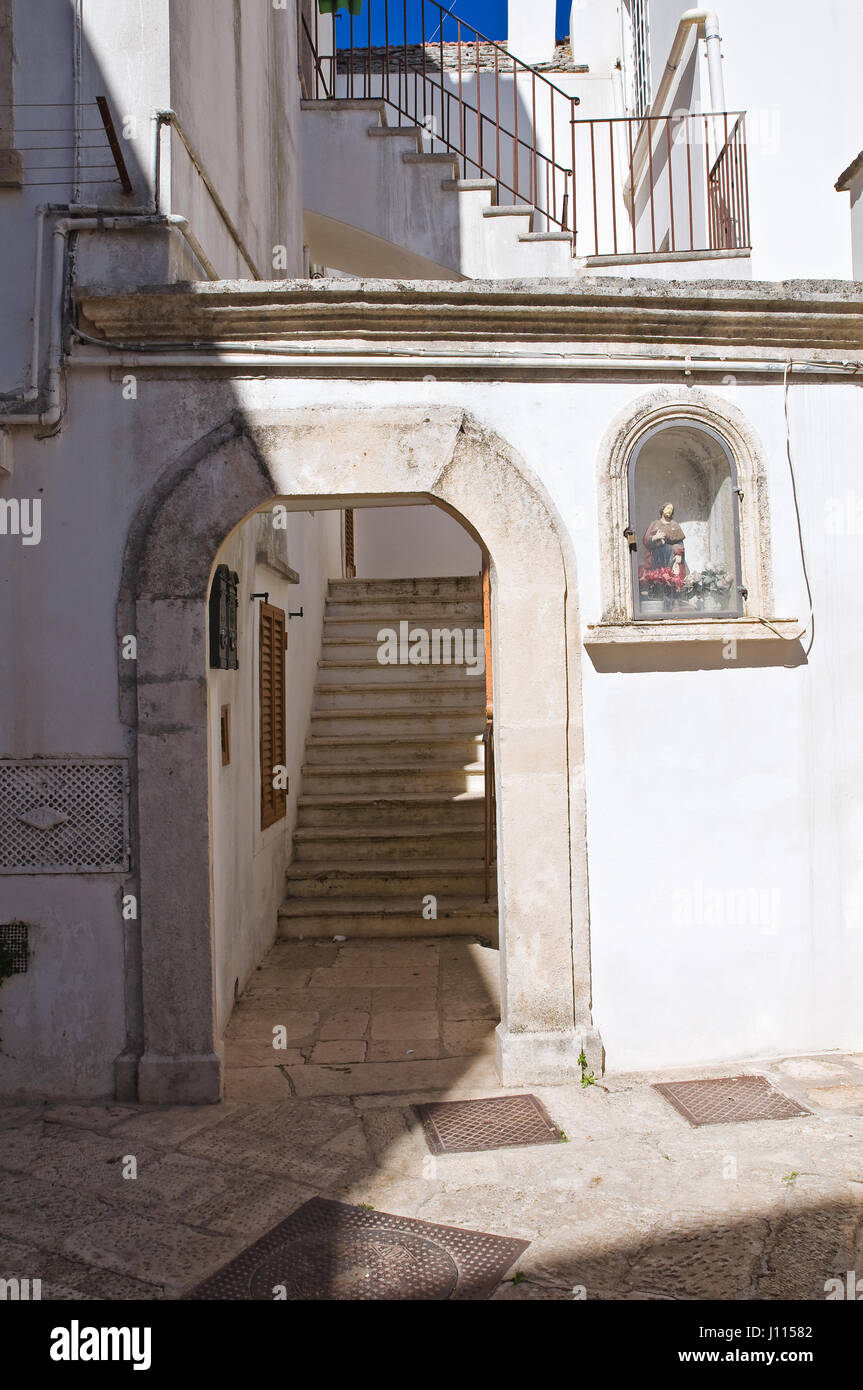 Alleyway. Noci. Puglia. Italy Stock Photo - Alamy
