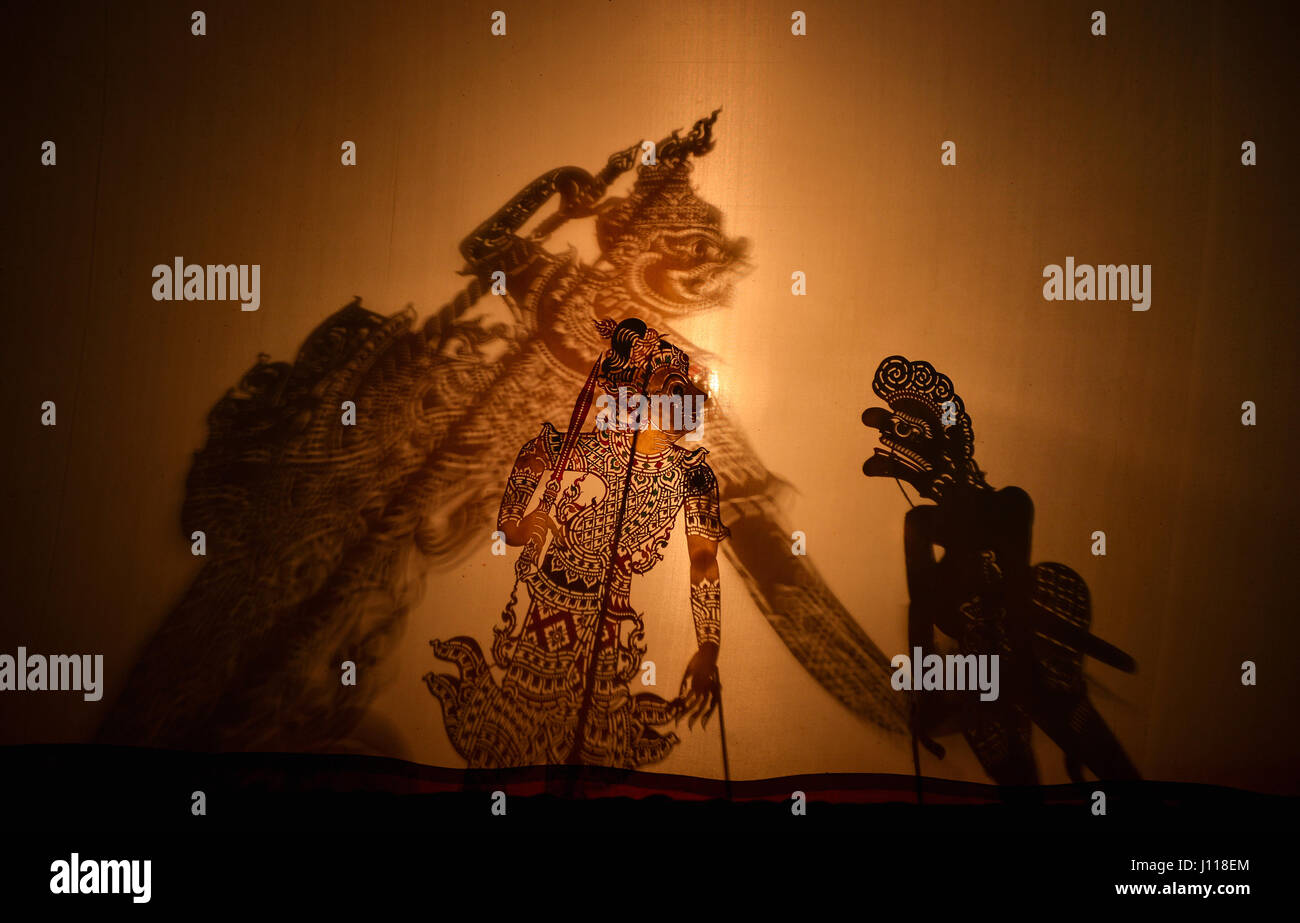 Shadow puppet thailand hi-res stock photography and images - Alamy