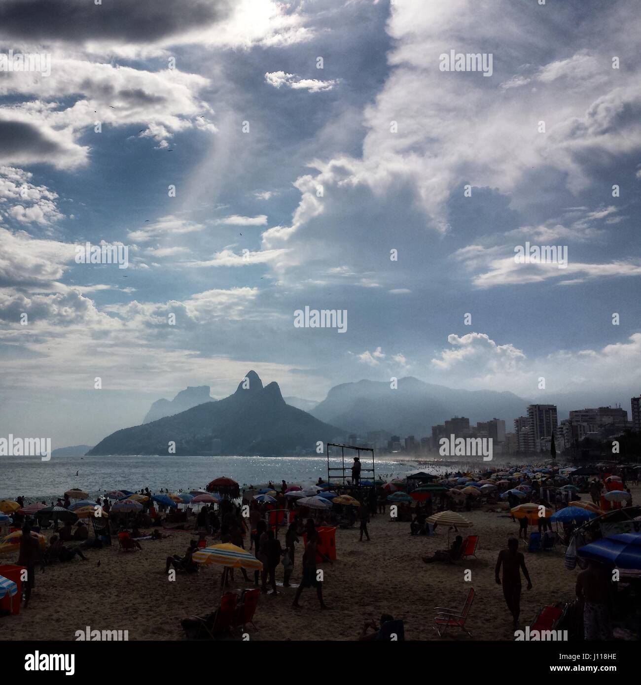 Crowd of people, Ipanema beach, Rio de Janeiro, Brazil Stock Photo - Alamy