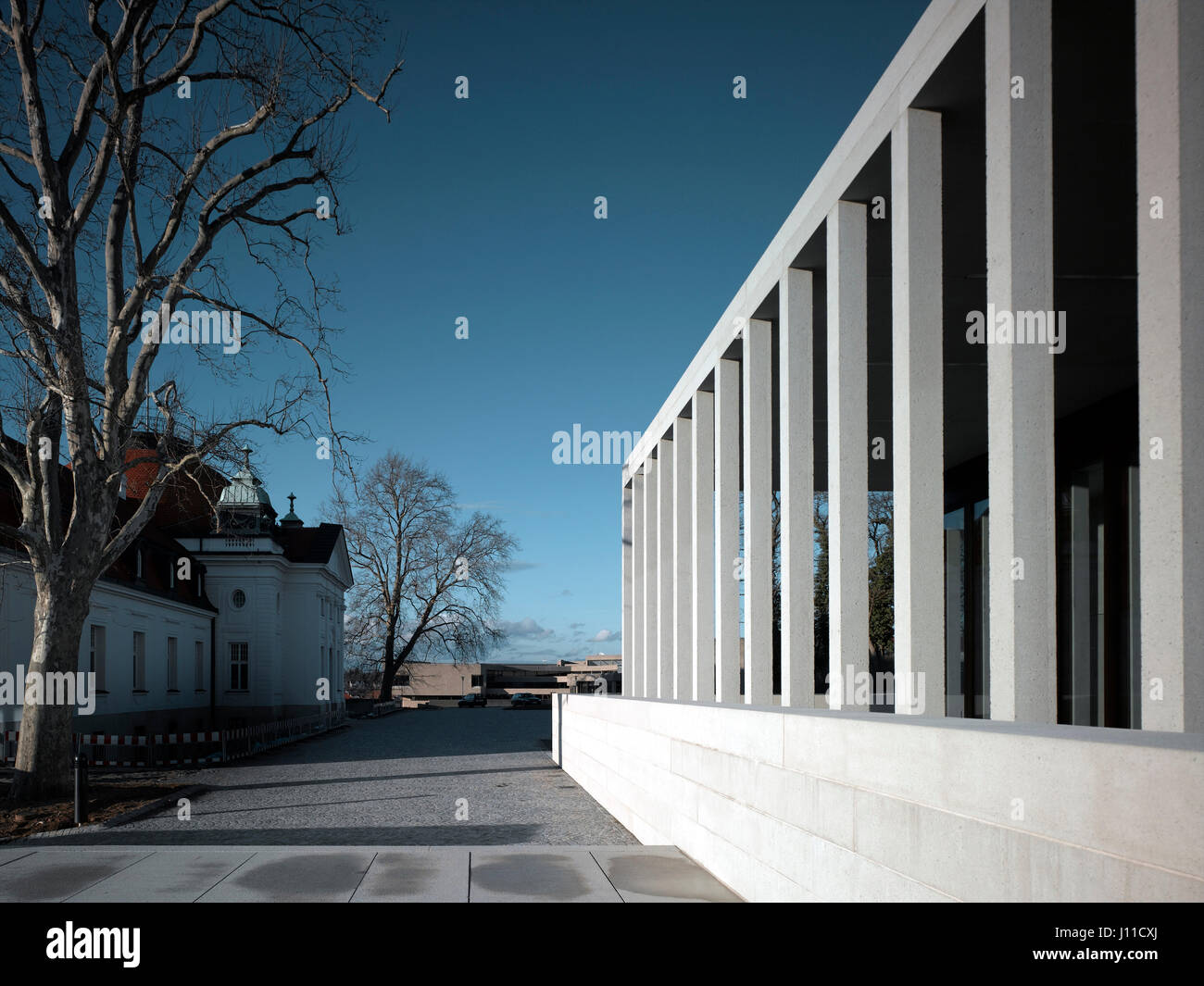 Perspective along colonnade towards Schiller Museum. Literaturmuseum ...