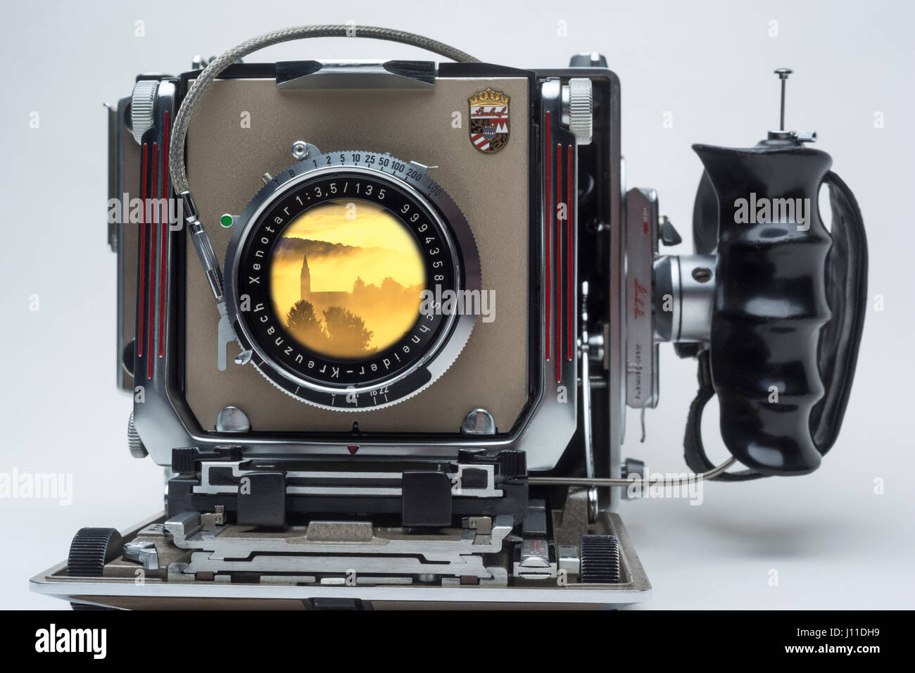 Antique german folding camera hi-res stock photography and images - Alamy