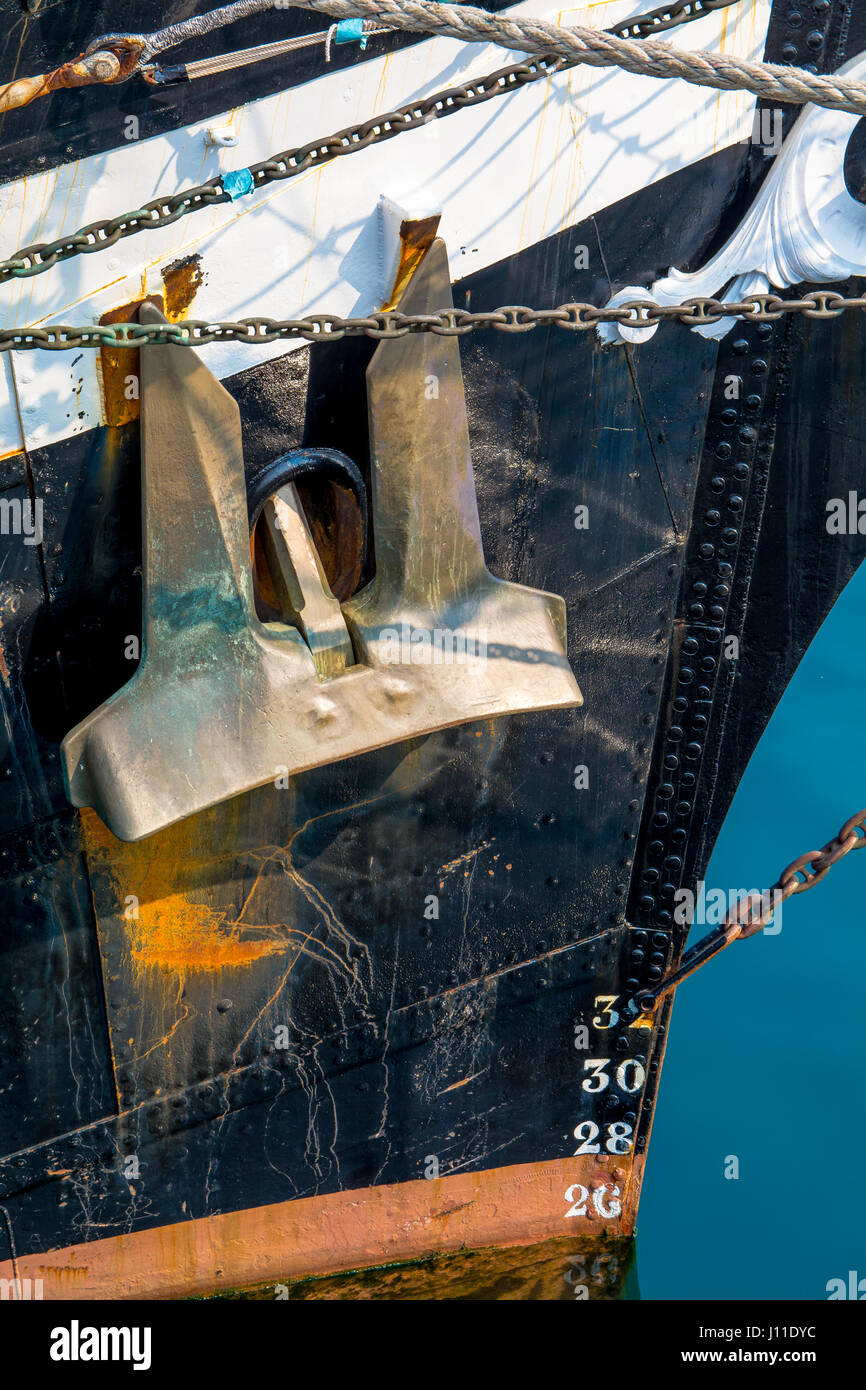 Side View of Metal Ship Anchor and Chains Stock Photo - Alamy