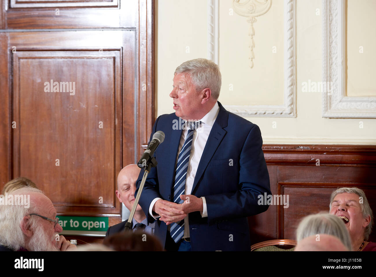 Alan Johnson, Labour MP, Hull Oldie Literary Lunch 11-04-17, Valerie ...