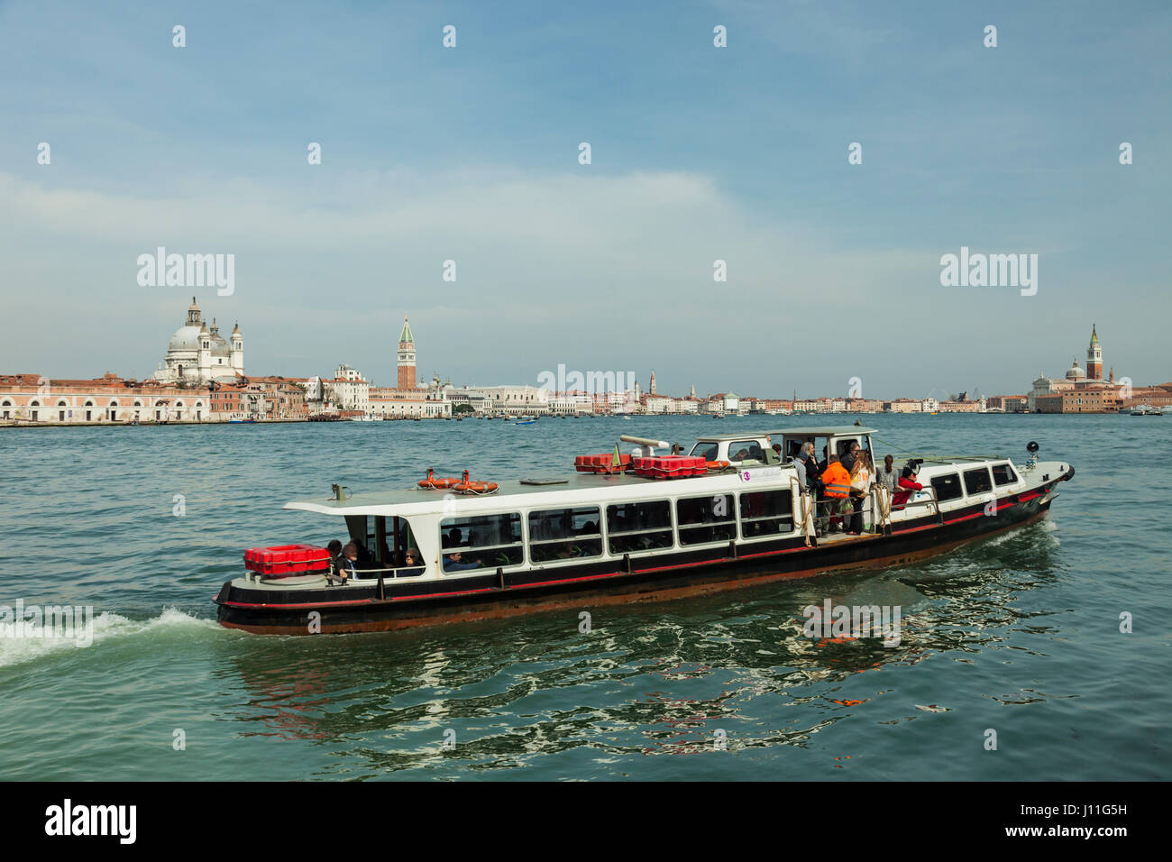 Vaporetto (water bus) in Venice, Italy Stock Photo - Alamy
