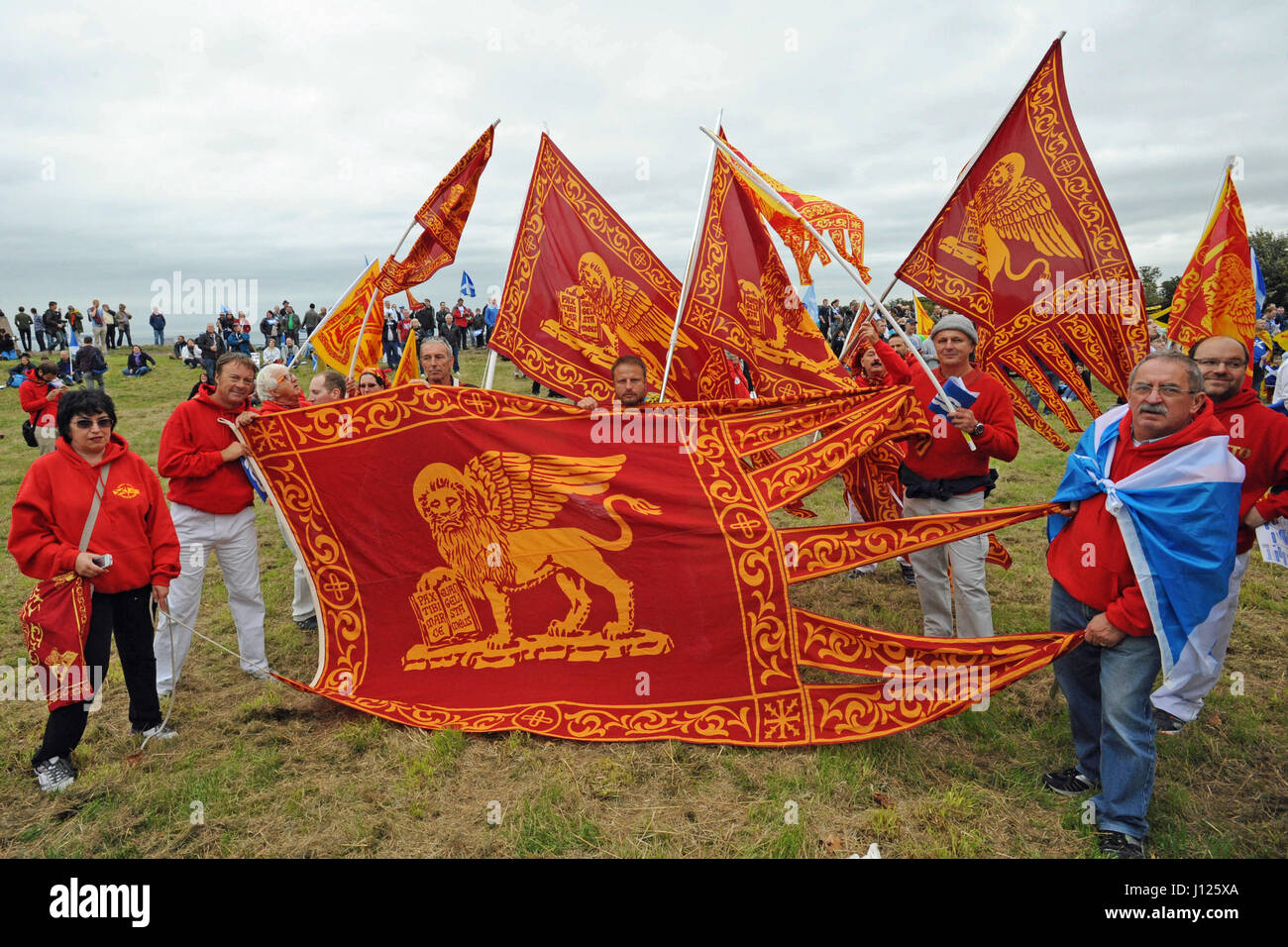 Scottish greens independence hi-res stock photography and images - Alamy