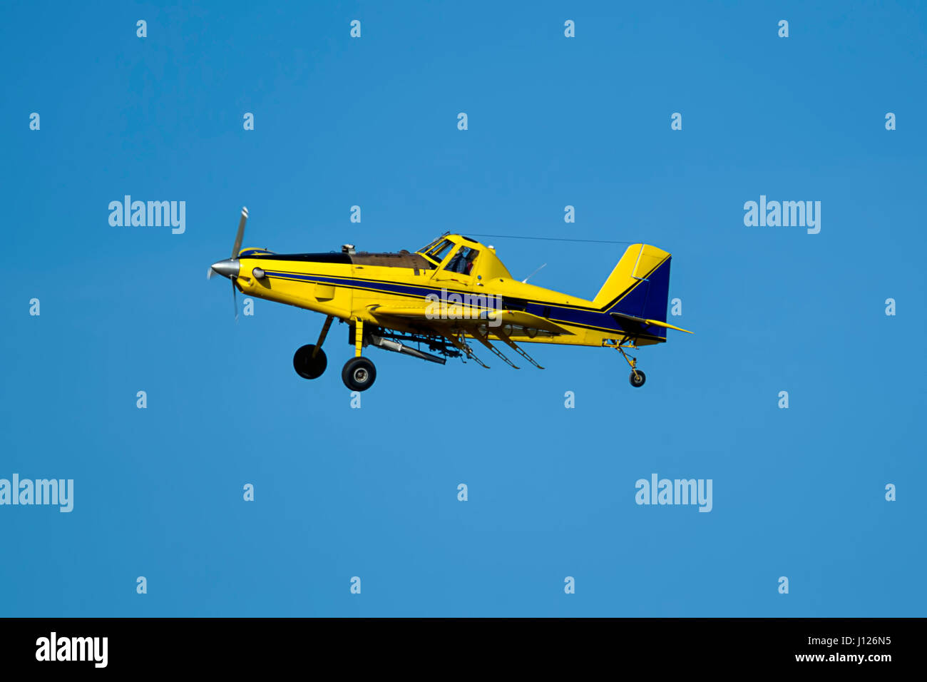 Agricultural Aircraft Stock Photos & Agricultural Aircraft Stock Images ...