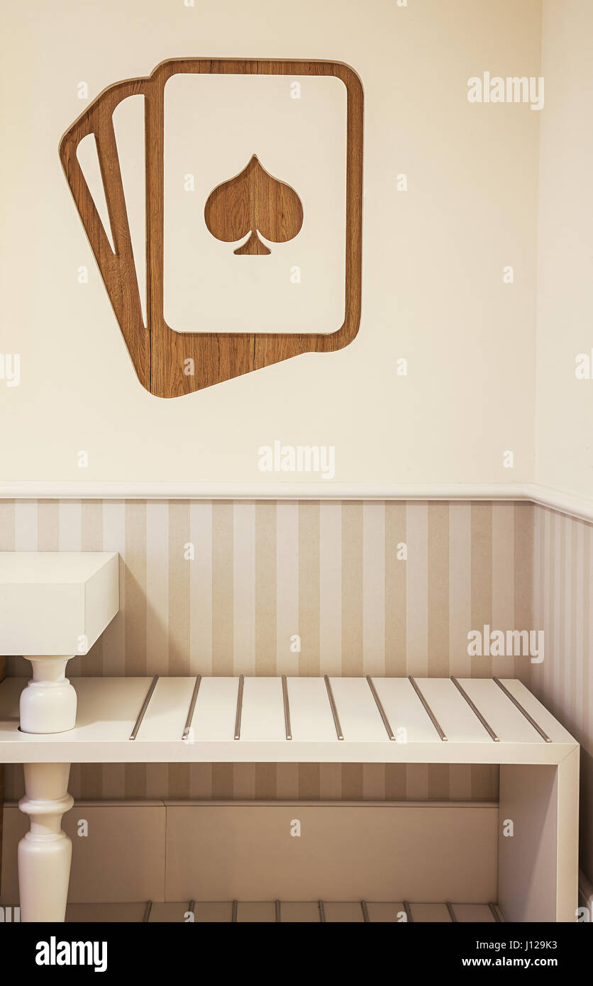 Simple interior decoration hi-res stock photography and images - Alamy