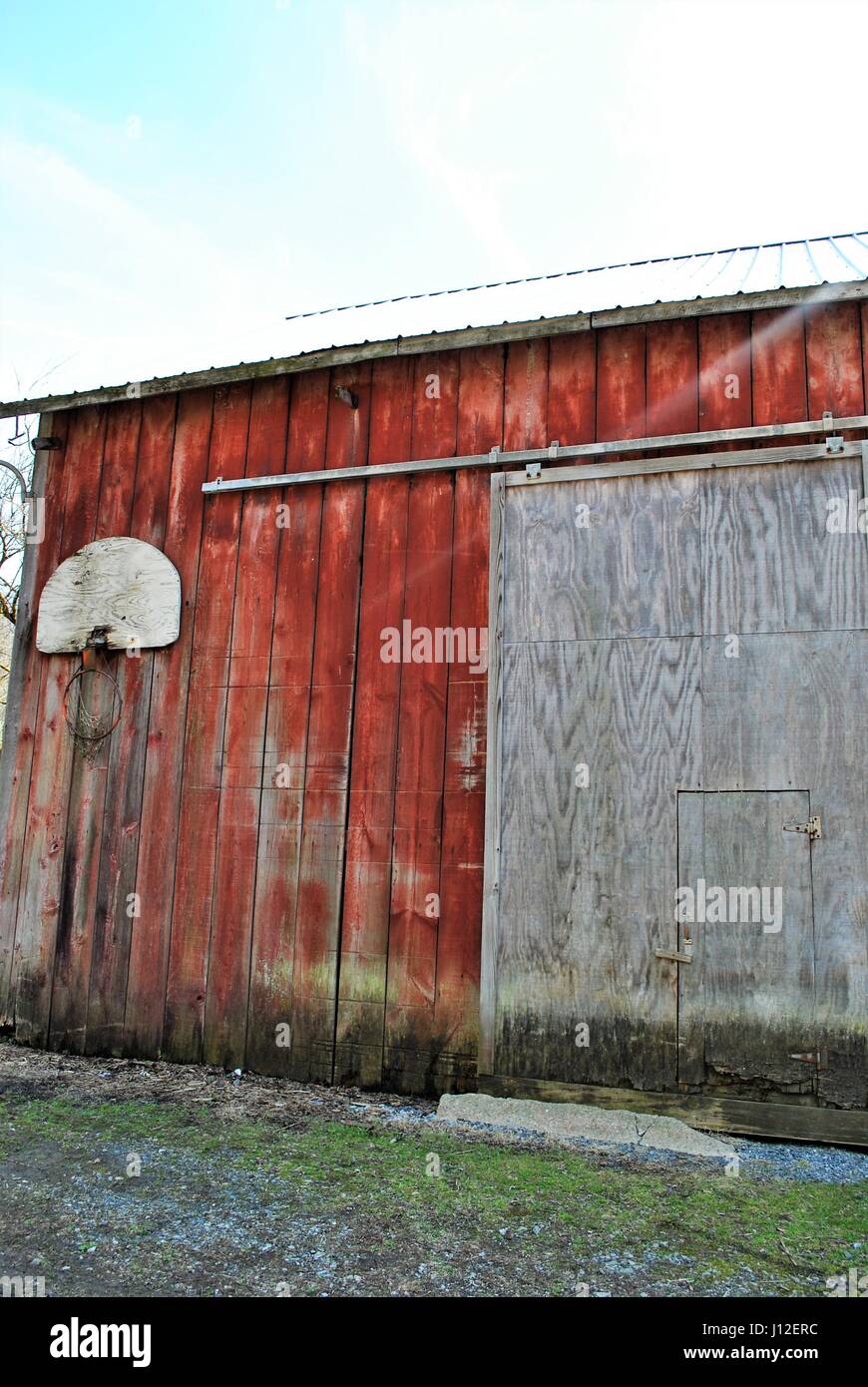 Beautiful barn doors Stock Photo - Alamy