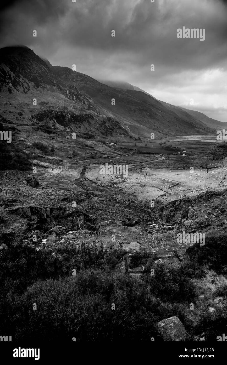 Snowdonia rocks Black and White Stock Photos & Images - Alamy