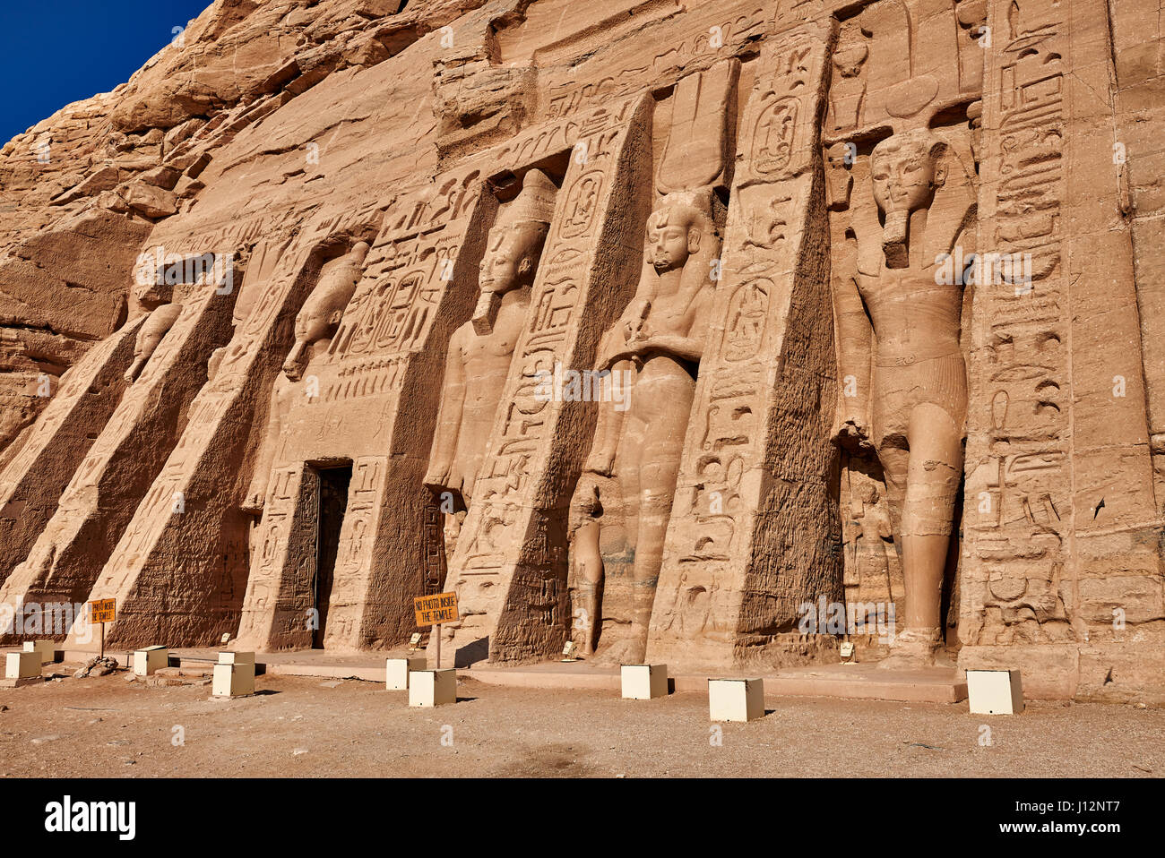 Temple of Nefertari, Abu Simbel temples, Egypt, Africa Stock Photo - Alamy