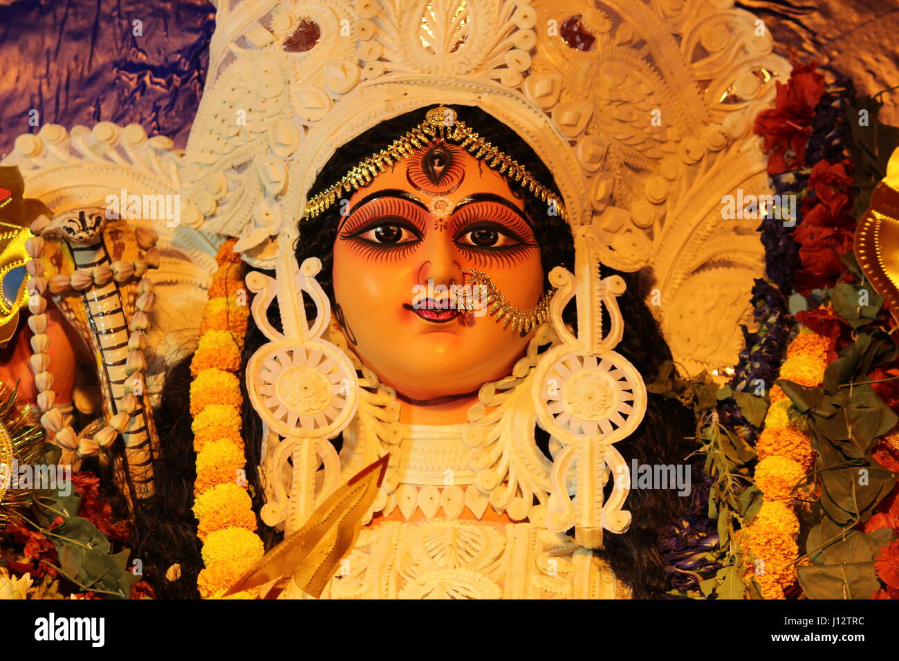 Goddess idol hi-res stock photography and images - Alamy