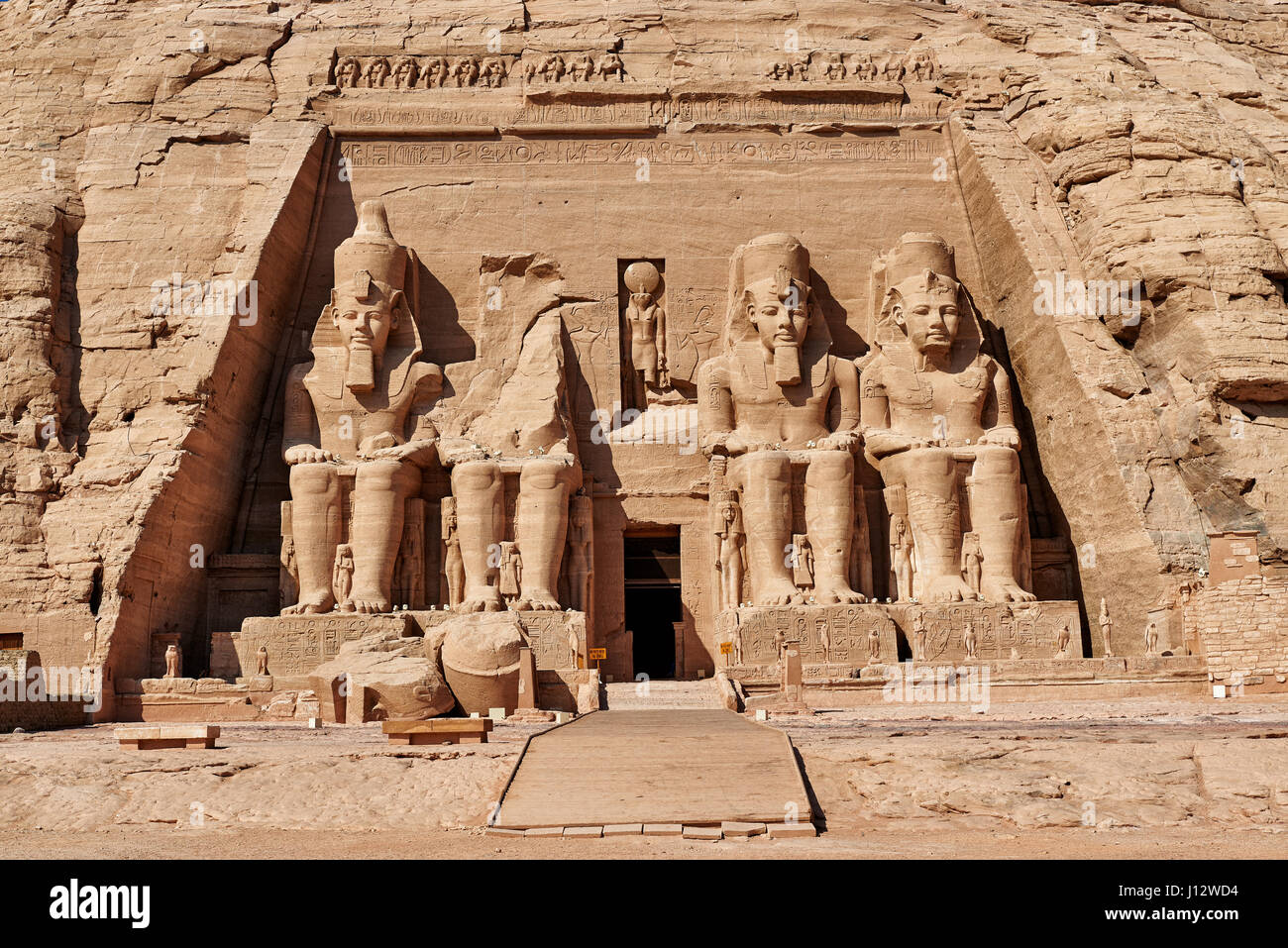 Temples of pharaoh ramses ii hi-res stock photography and images - Alamy